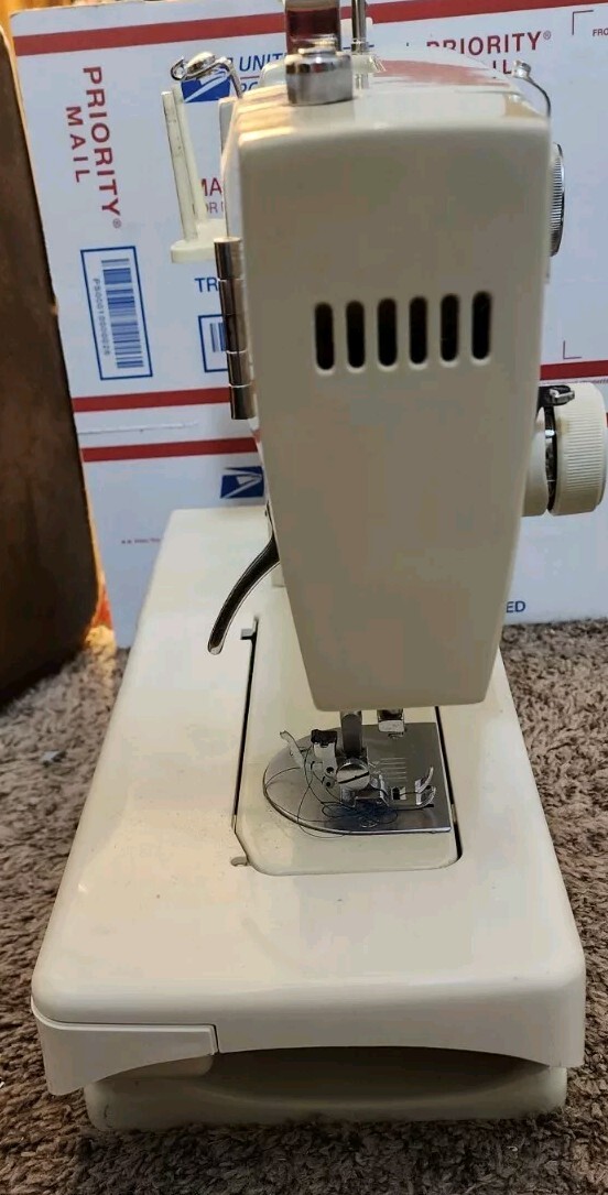 Necchi Model 535fa Free Arm Zig Zag Sewing Machine Ebay