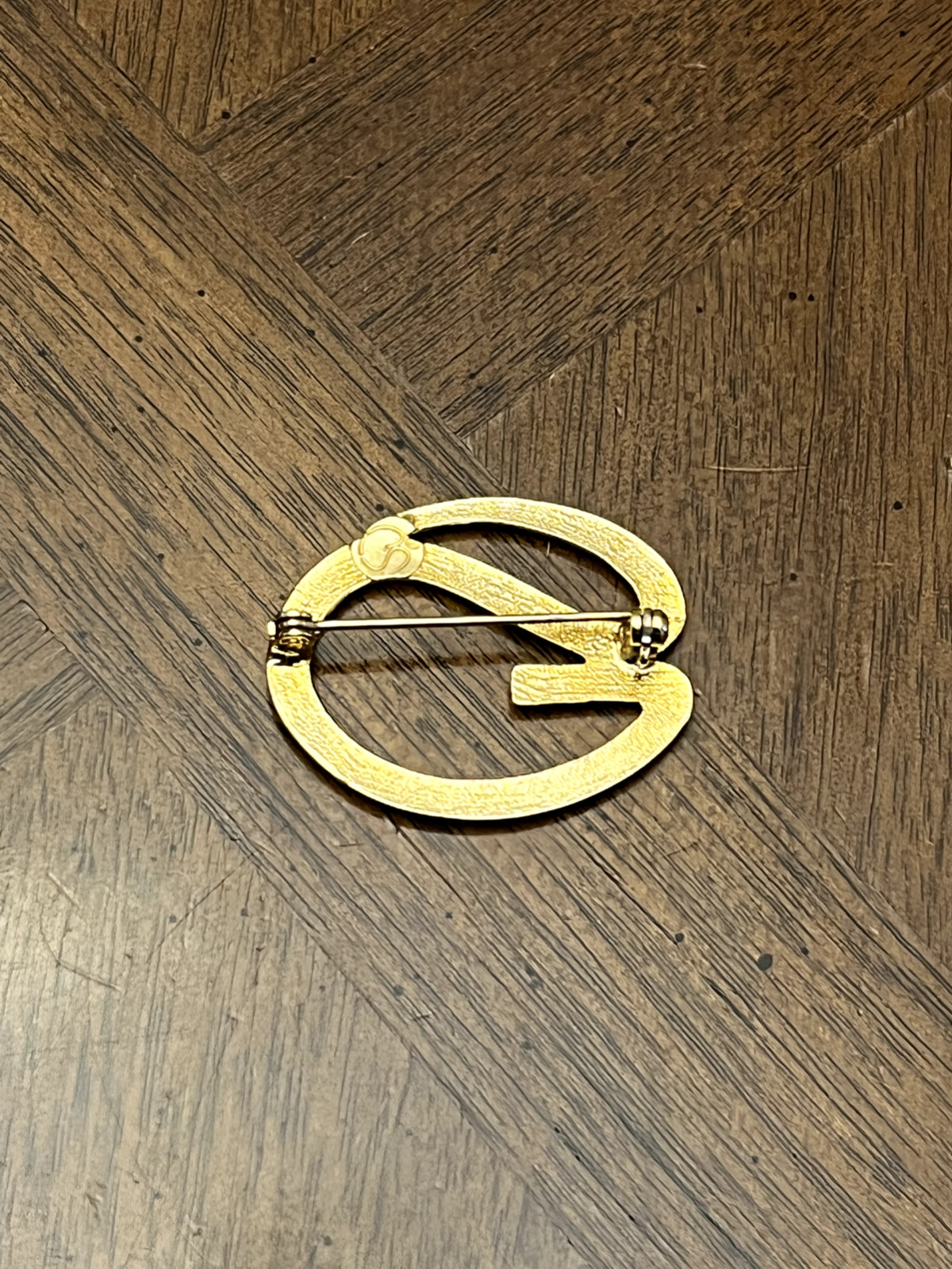 Vintage St. John Signature Emblem Logo Brooch Gold To… - Gem