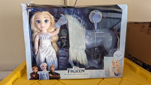 Disney Frozen Elsa The Snow Queen Articulated Toddler Doll with Water ...