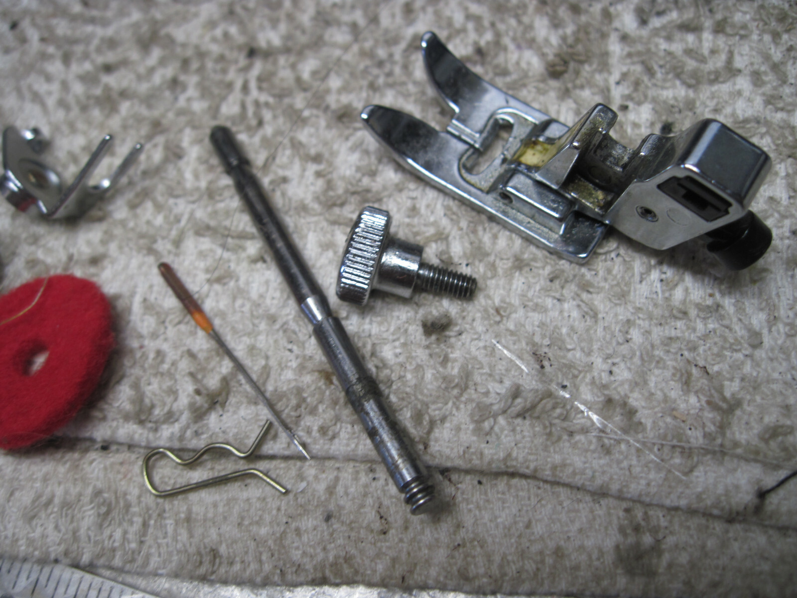 White 8800 Sewing Machine Parts Lot Needle Clamp Foot Spool Guide ...