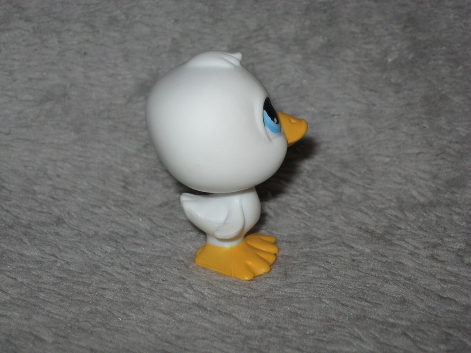 Hasbro Littlest Pet Shop LPS - #108 White Duck with Blue Eyes AF2307A0 ...