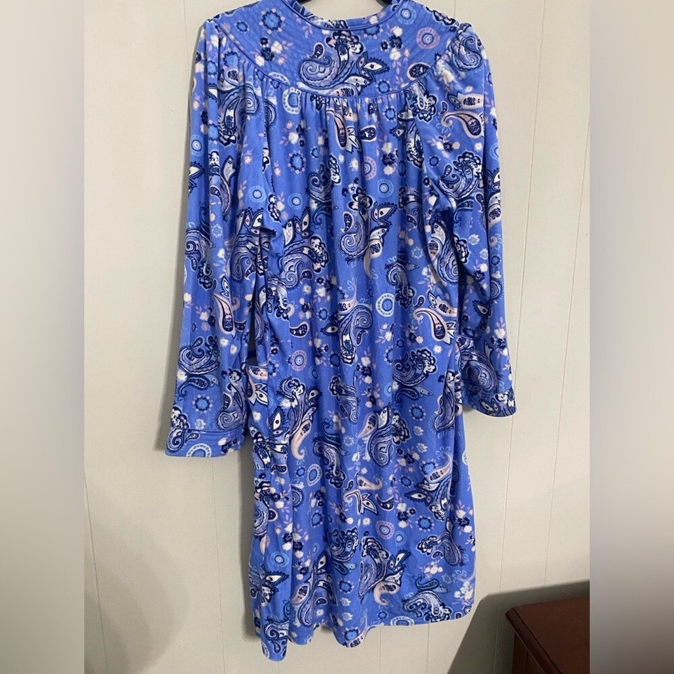 Secret Treasures Vintage Blue Paisley Velour Robe, Housecoat, Moo Moo ...