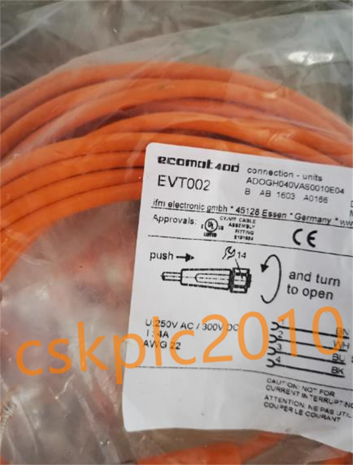 1 PCS NEW IN BOX IFM Connecting line EVT002 | eBay