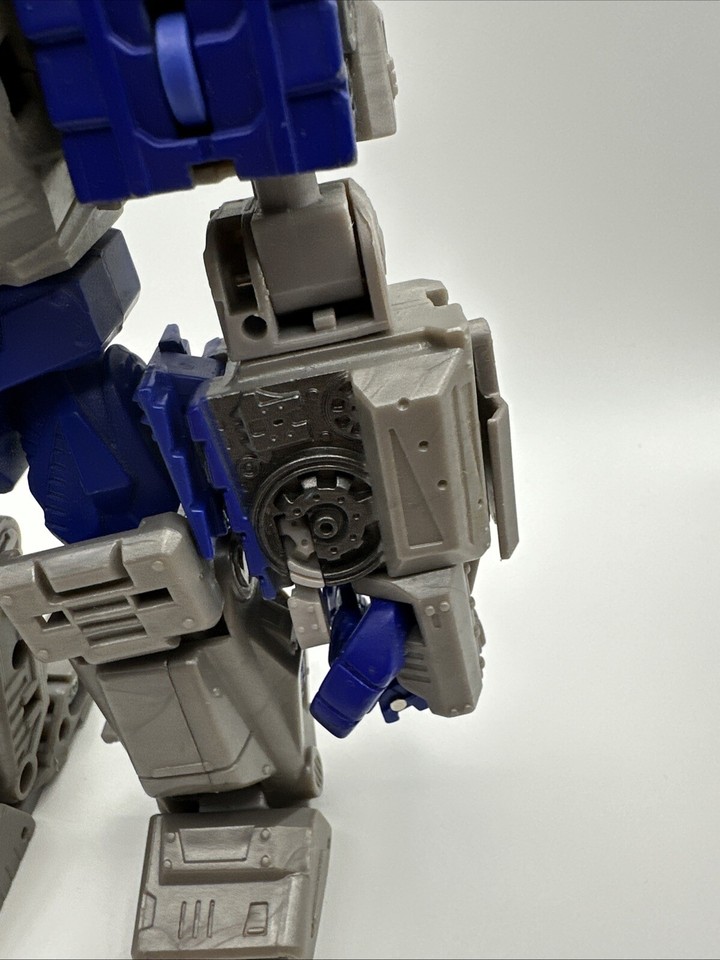 2008 Transformers Crossovers Hulk Gray Edition Marvel Action Figure 98% ...