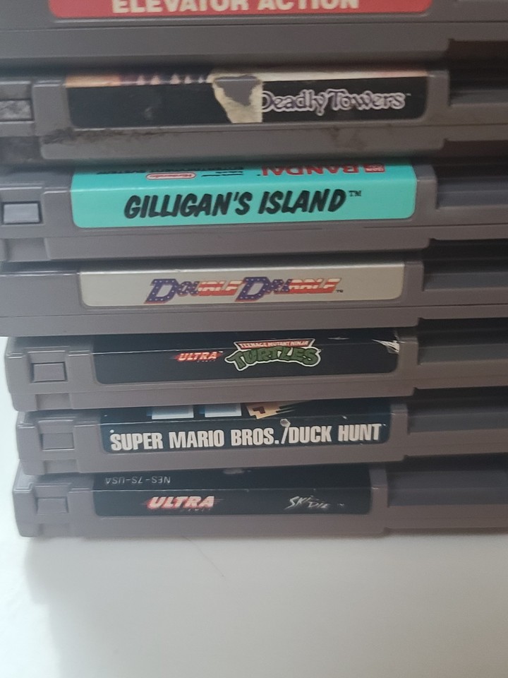 Nintendo NES - Lot of 26 Games w/ Yobo System + 2 Controllers - Tested ...