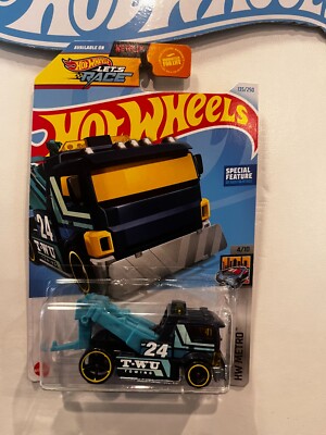 2024 HOT WHEELS BLUE HEAVY HITCHER TOW TRUCK 4/10 HW METRO 135/250 | eBay