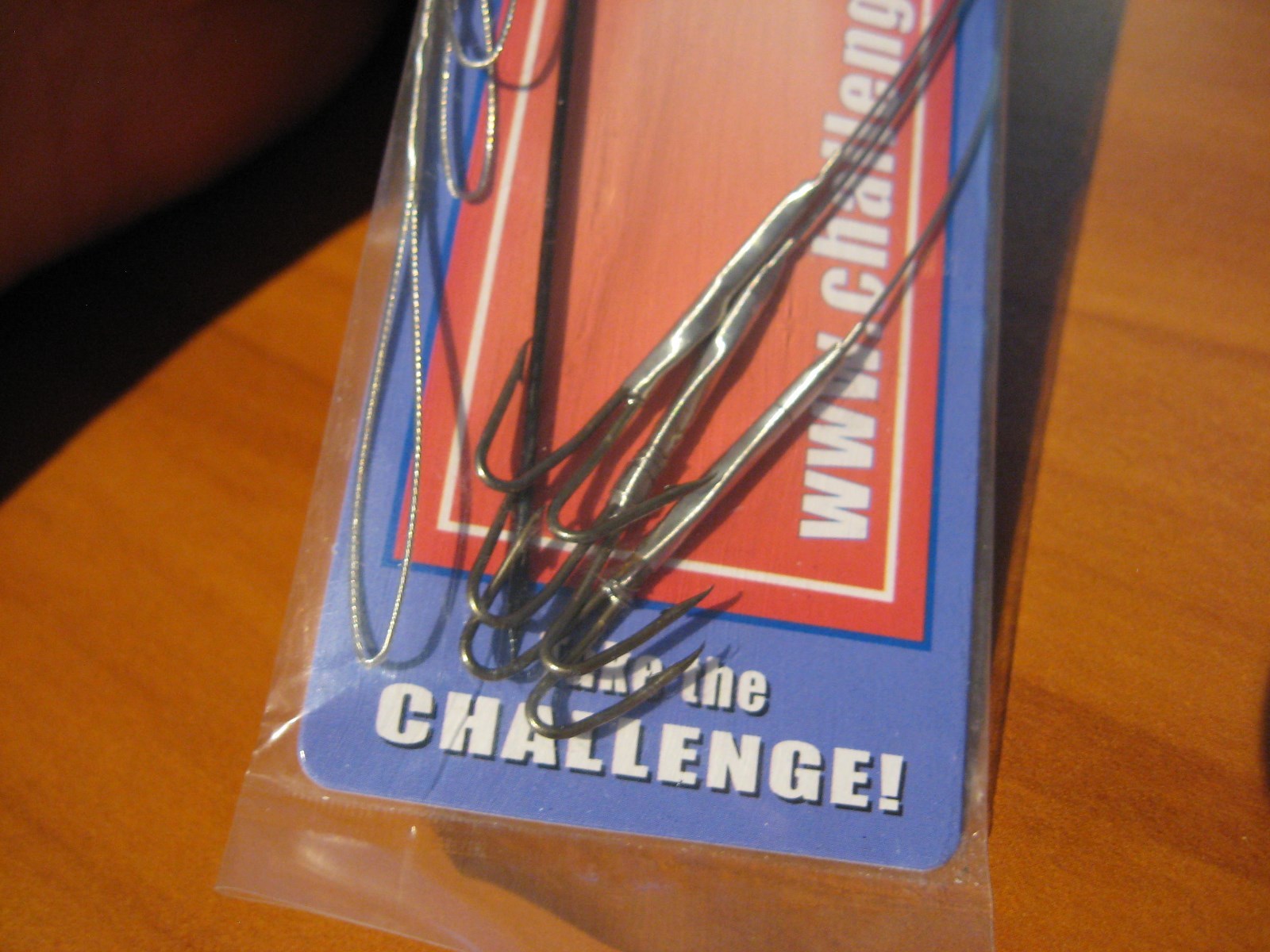6 Wire Snelled Challenger Gorge Fish Hooks With Baiting Needle - Size 8 ...