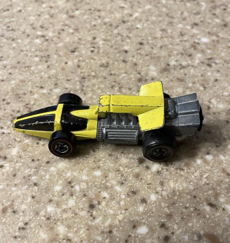HOT WHEELS VTG 1:64 1973 REVVERS BUZZIN BOMB Yellow REDLINE HONG KONG ...