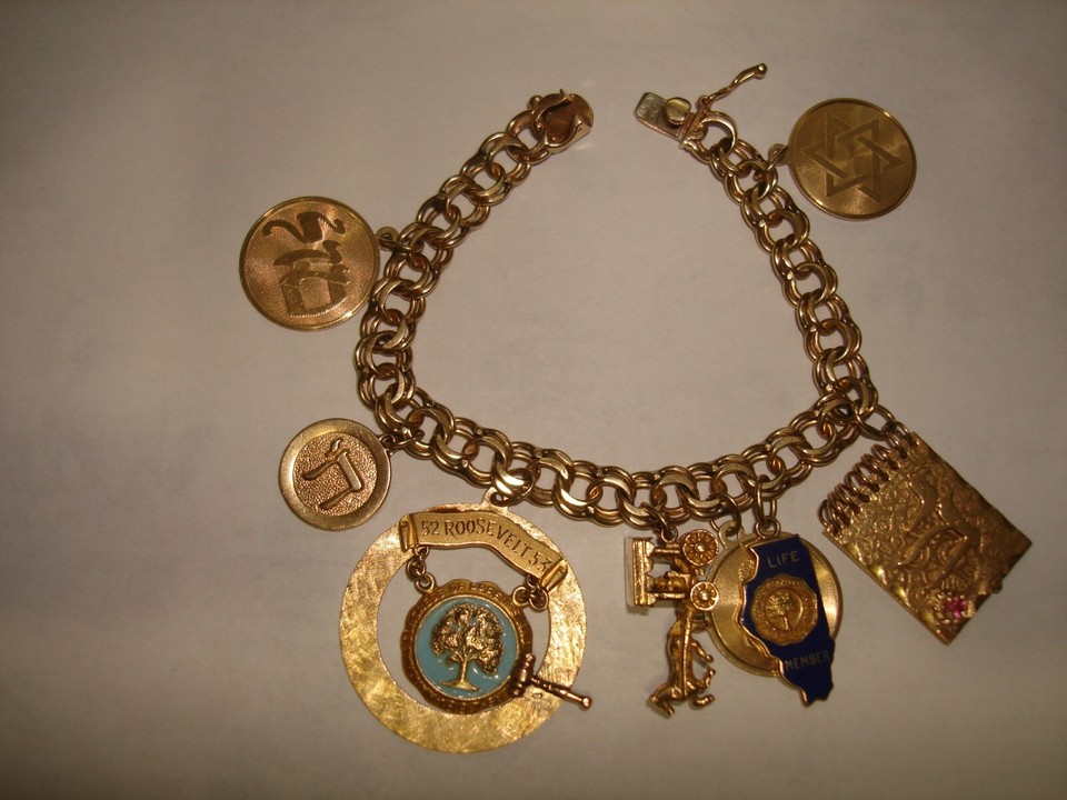 Vintage 14K Gold 8 Pc Charms Ruby Enamel Jewish Judaica Moses Hanukah ...