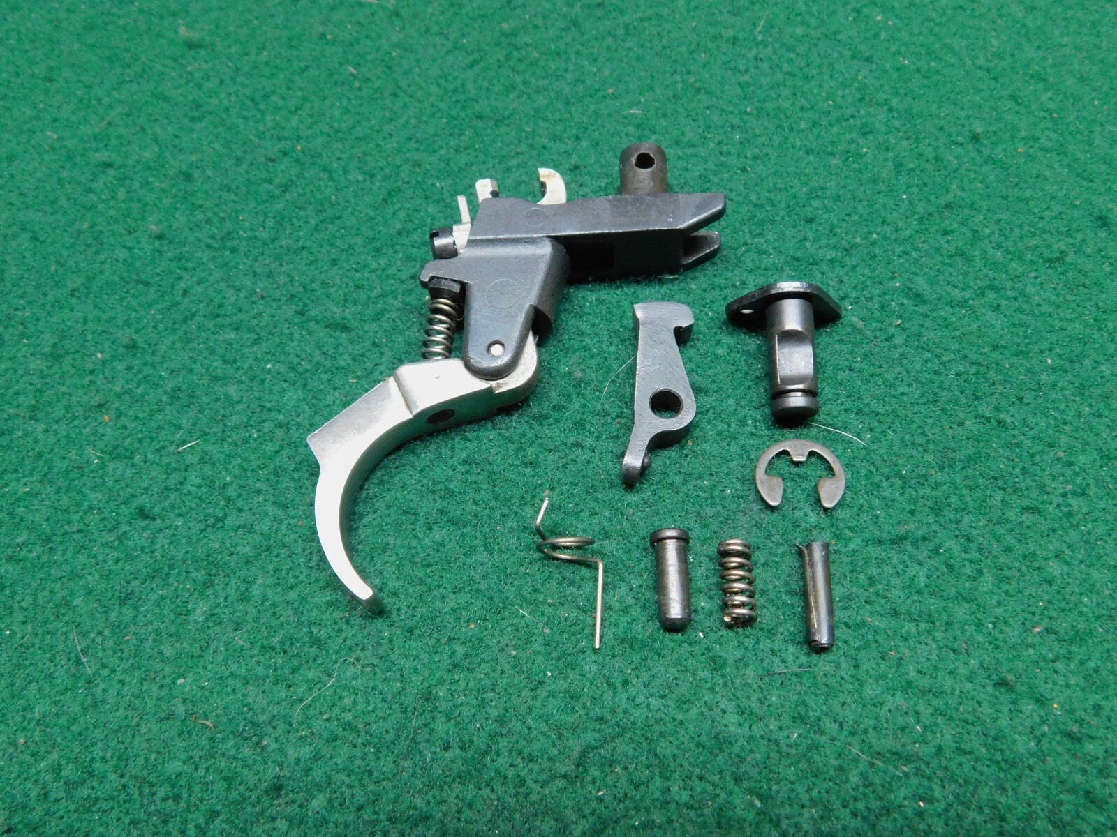 Ruger M77 Tang Safety Trigger Assembly Parts Set Blued/SS Original #4 ...