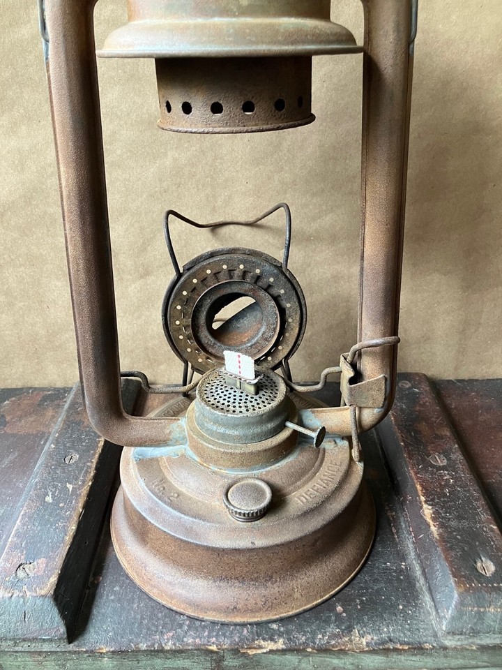 Embury DEFIANCE No. 2 Lantern, Antique Kerosene Lantern, Barn Lantern ...