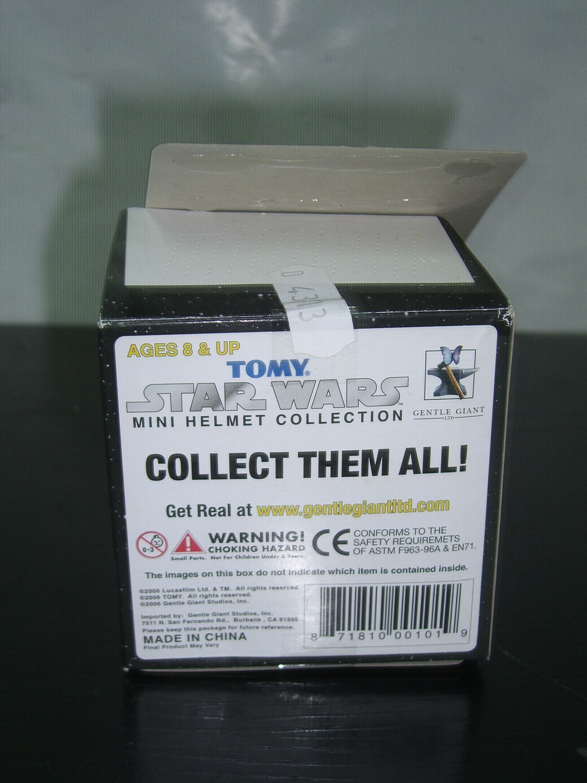 Tomy 1:6 Scale DARTH VADER MINI Helmet COLLECTION Star Wars Gentle ...