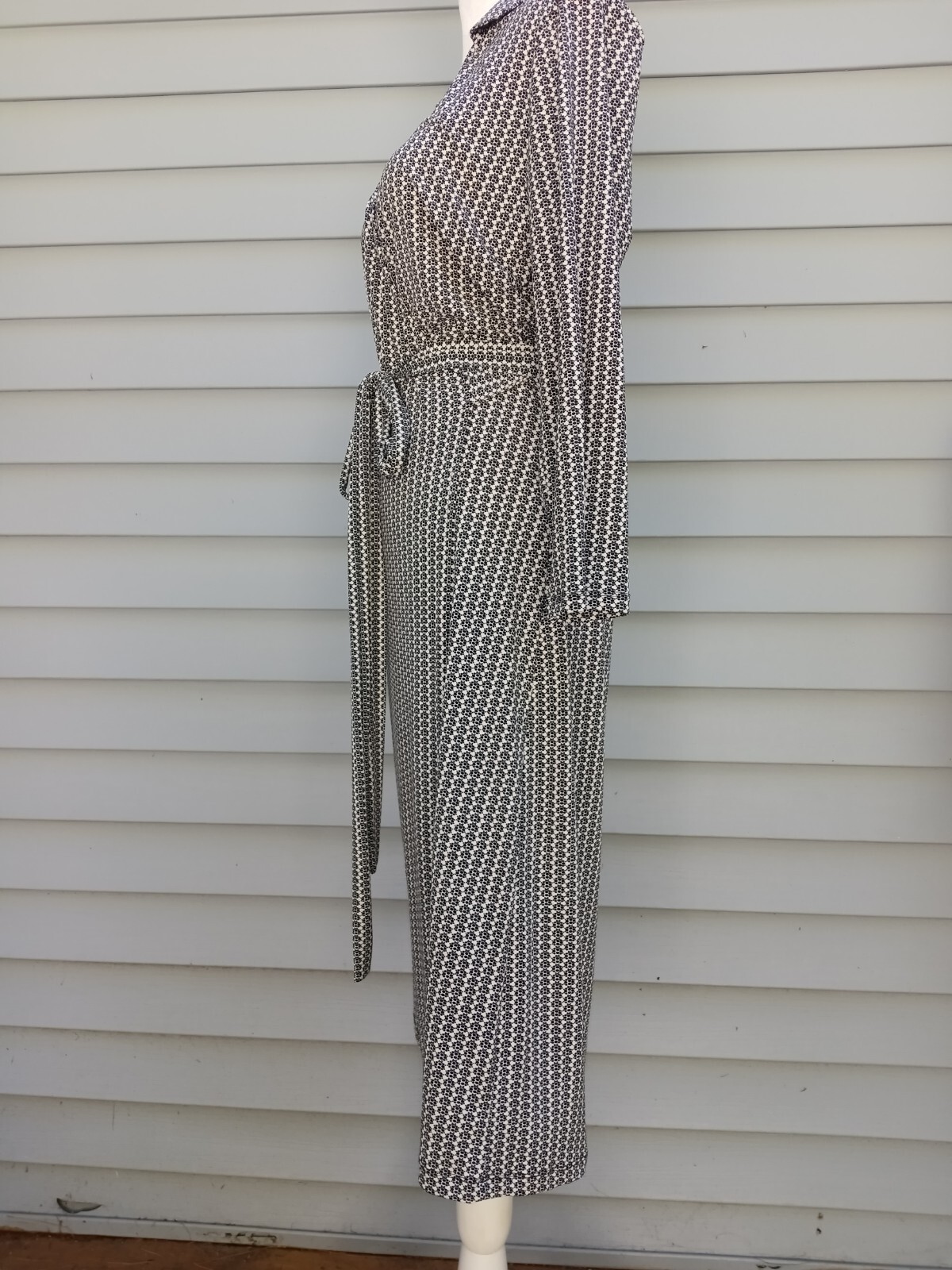 Apostrophe Wrap Dress Black-White Geometric Print Str… - Gem