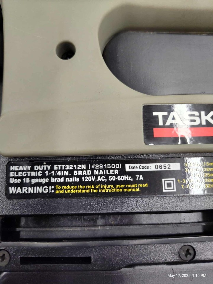 Task Force ETT3212N 120v Electric 11/4" 18GA Brad Nailer With Cordless ...