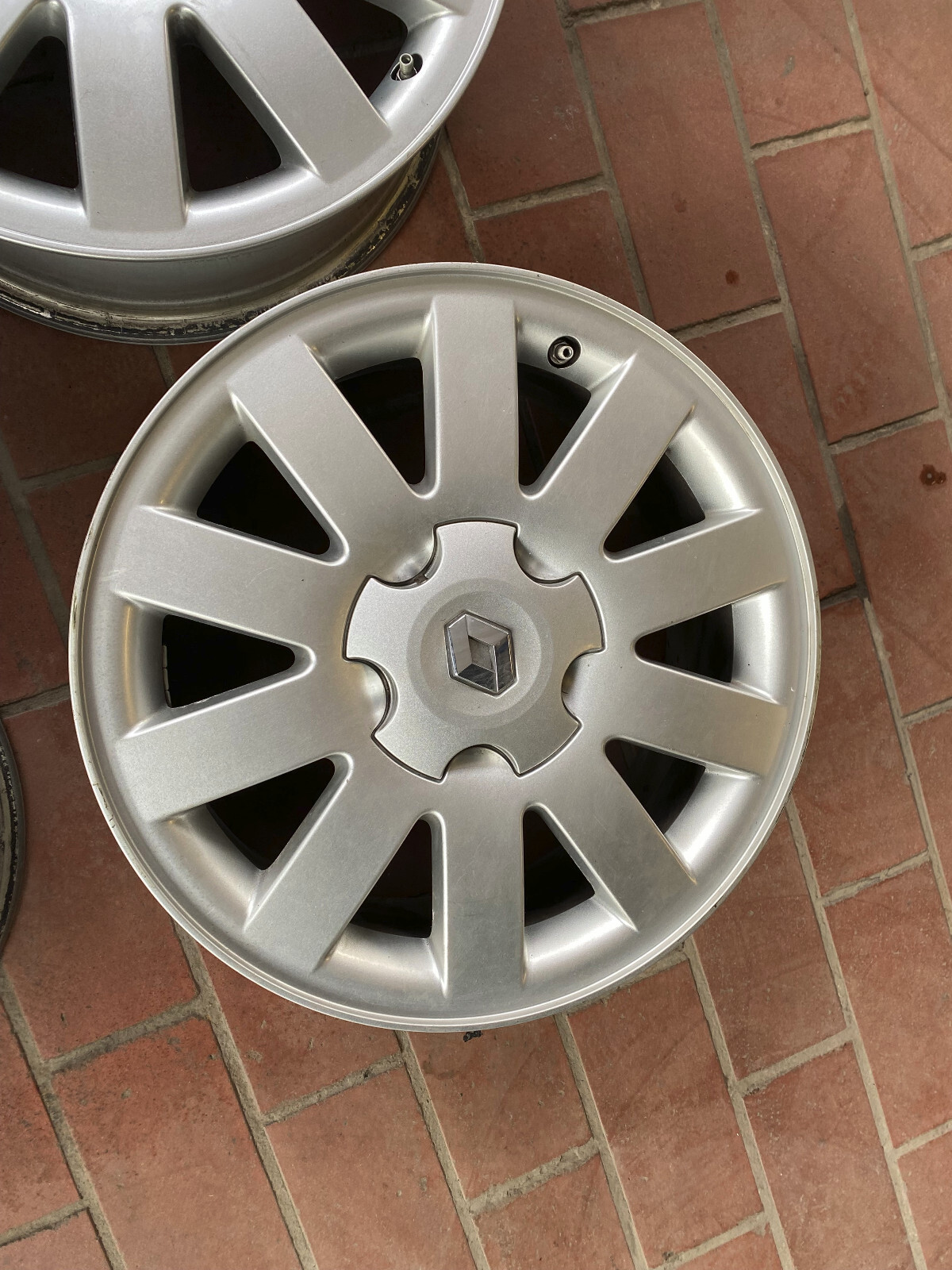 4x Original Alufelgen 6,5Jx16 ET50 Quercy 8200051211 Renault Laguna II ...