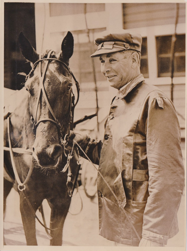 1935 Press Photo Racehorse Tilly Tonka and Fred Egan at Hambletonian ...