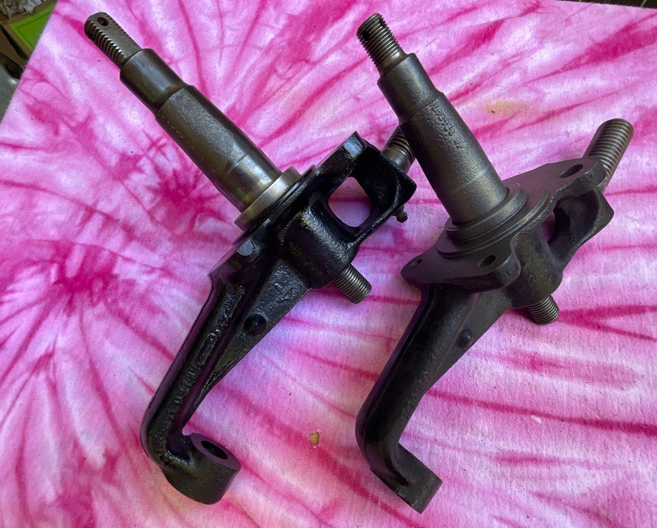 Triumph GT6 Stanpart Suspension Stub Axle Vertical Links L/R 661-040 ...