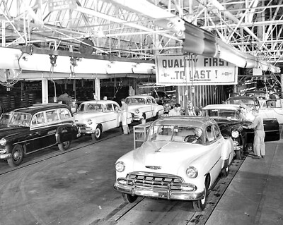 1952 CHEVROLET Factory ASSEMBLY LINE Classic Car Historic Picture Photo ...