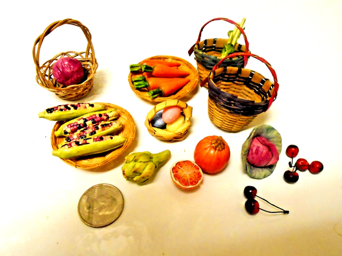 Real straw Baskets w detailed Faux fruits/Vegetables-Doll House basket ...