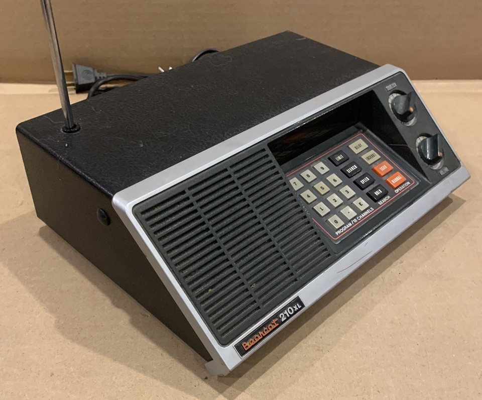 Vintage Bearcat (Electra) 210XL Desktop Scanner w/Orig Box, Antenna ...