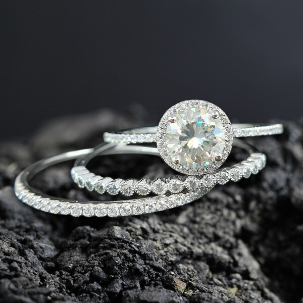 1.0 CTW Lab Created Moissanite Diamond Engagement Ring Set Ring 10K ...