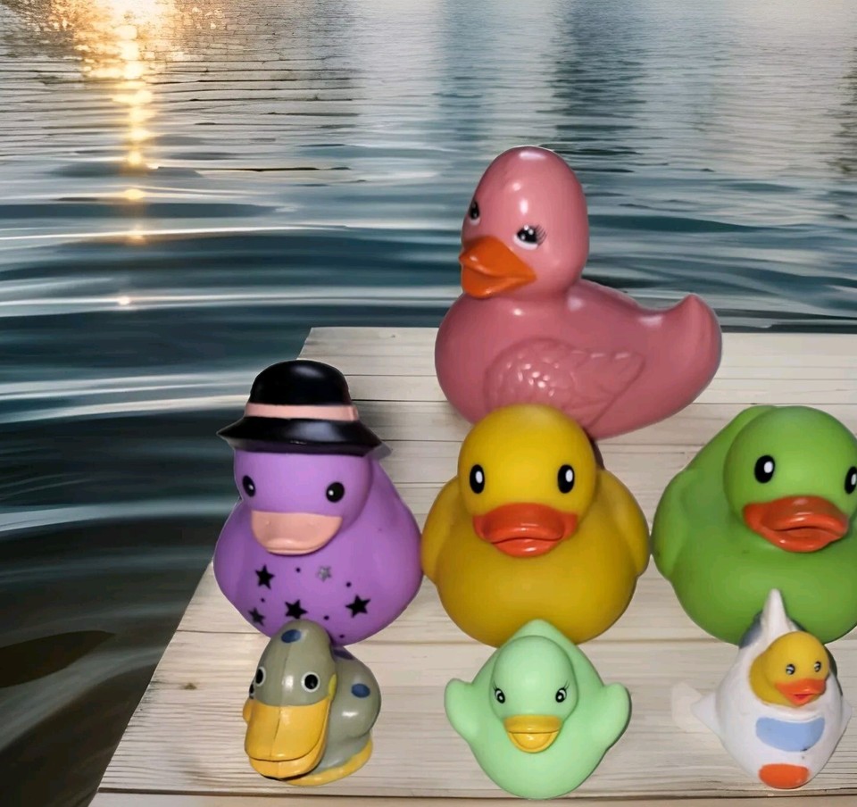 Vintage Rubber Ducks Lot 7 Squeaks Hard Plastic Variety Sizes Bath And ...