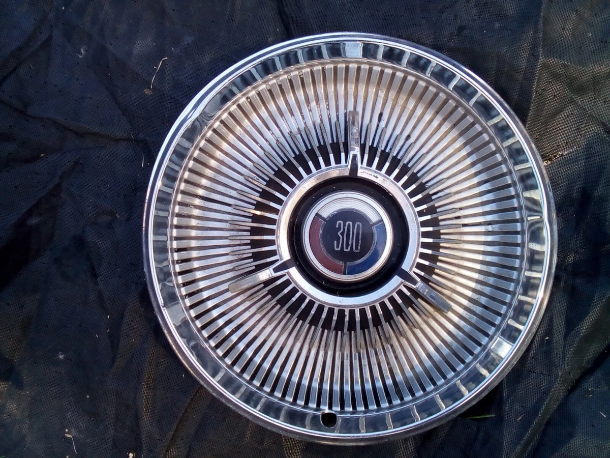 Mopar Chrysler Hubcap