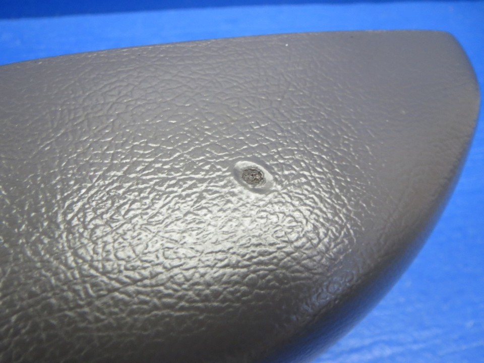 1990-1995 TOYOTA 4RUNNER RIGHT FRONT PASSENGER DOOR PANEL ARM REST GRAY ...