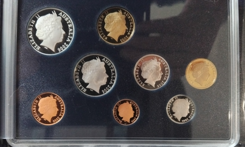 2006 PROOF SET MULE ERROR COIN WITH WRONG DATED 2005 MOB OF ROOS DOLLAR ...
