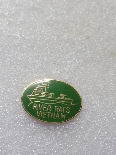 RIVER RATS VIETNAM Military Lapel Pin P14923 US Army Enamel Green ...