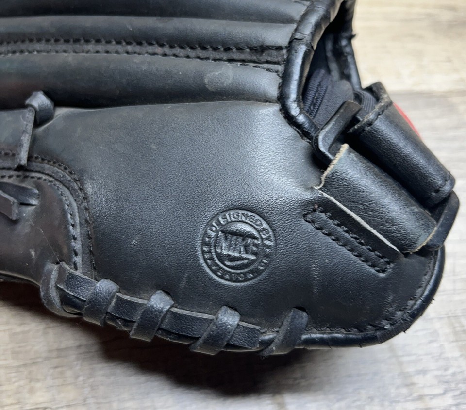 NIKE STAND OUT 10.00 YOUTH BASEBALL GLOVE MITT BLACK/RED | eBay