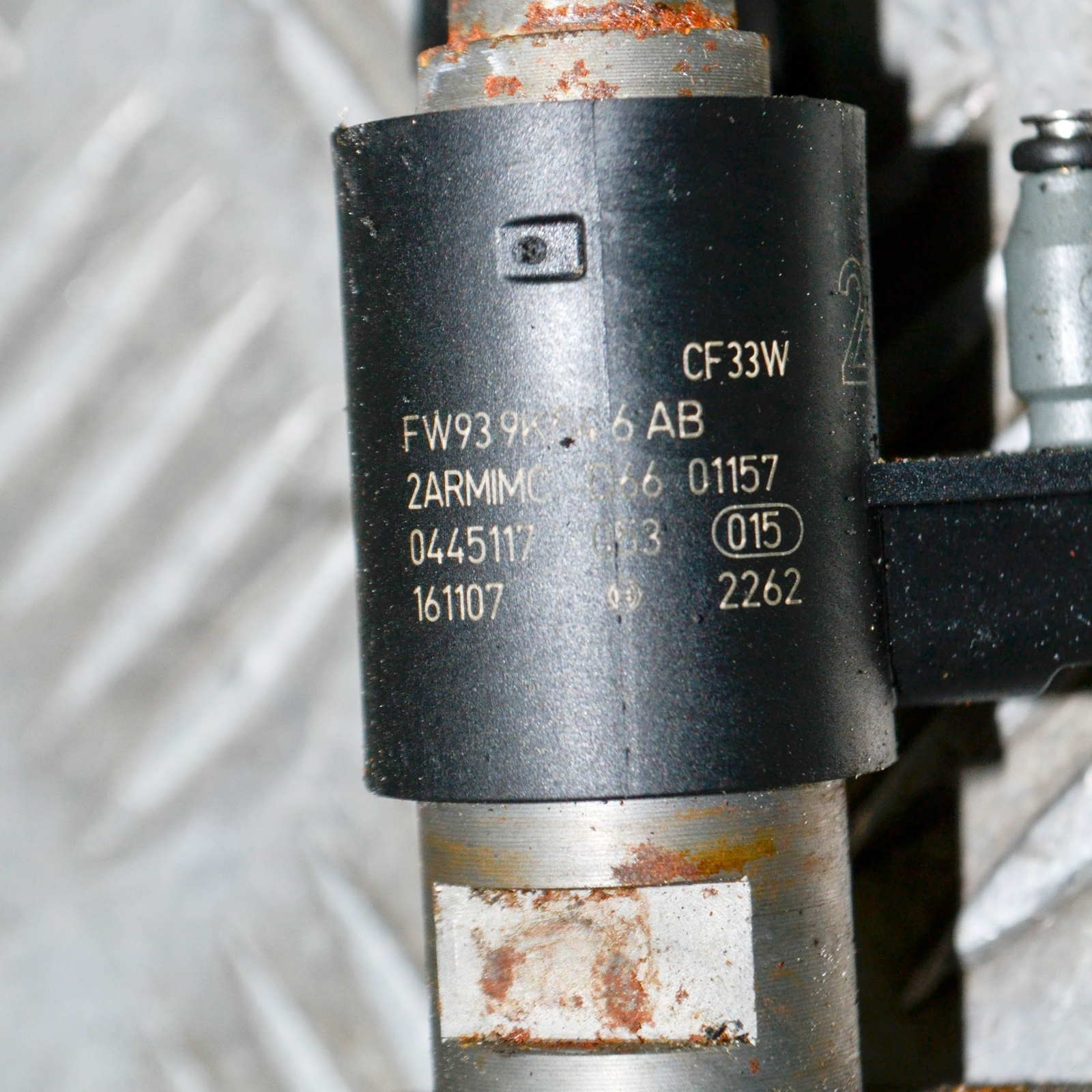 LAND ROVER RANGE ROVER SPORT L494 Fuel Injector FW93-9K546-AB 0445117 3 ...