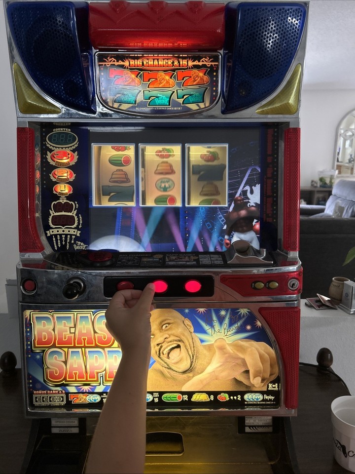 Eleco LTD Slot Machine Video Screen With Beast Sapp and Others Coin ...