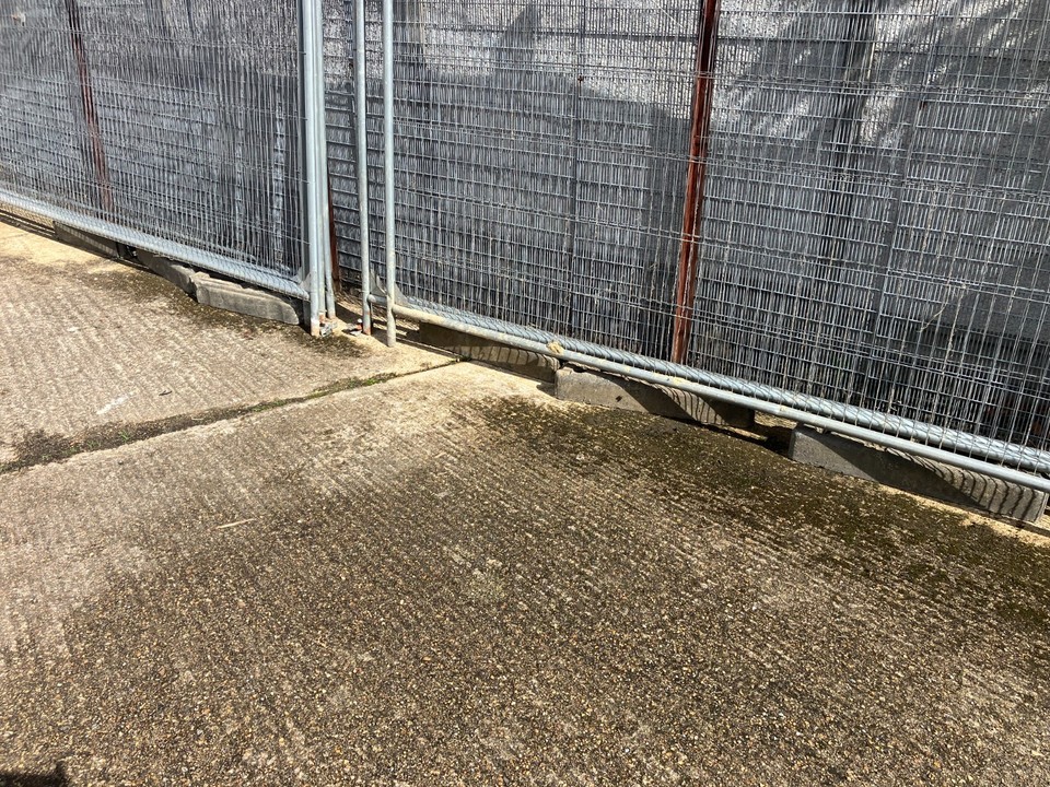 Used Heras Harris Event Fence Panels - Site Security Temporary Fence ...