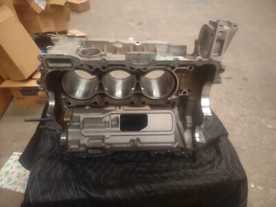 Porsche 996 Engine Case 3.6L Bank 1-3 M96/03 9961011835R 02 - 05 | eBay