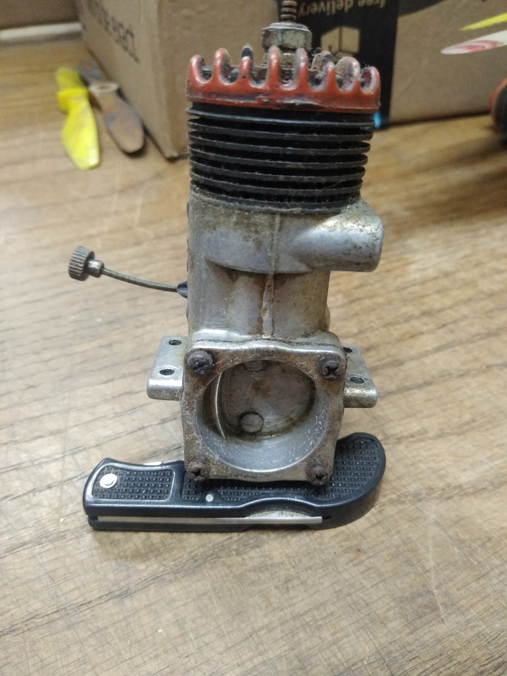 Vtg McCoy 29 Red Head RC Model Airplane Gas Engine 2 Stroke w ...