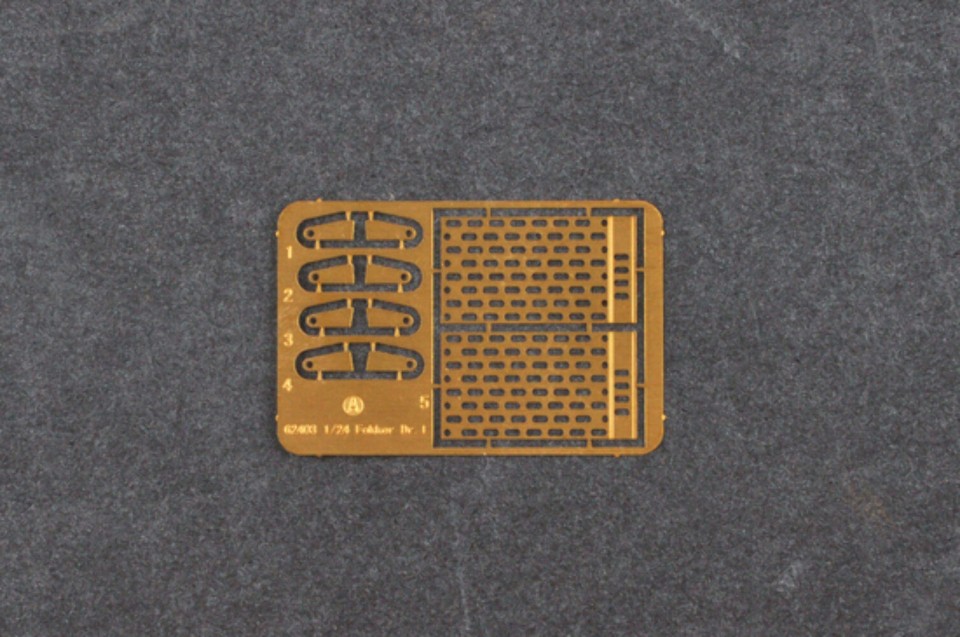 I Love Kit 62403 FOKKER DR.I Plastic Model Kit 1:24 | eBay