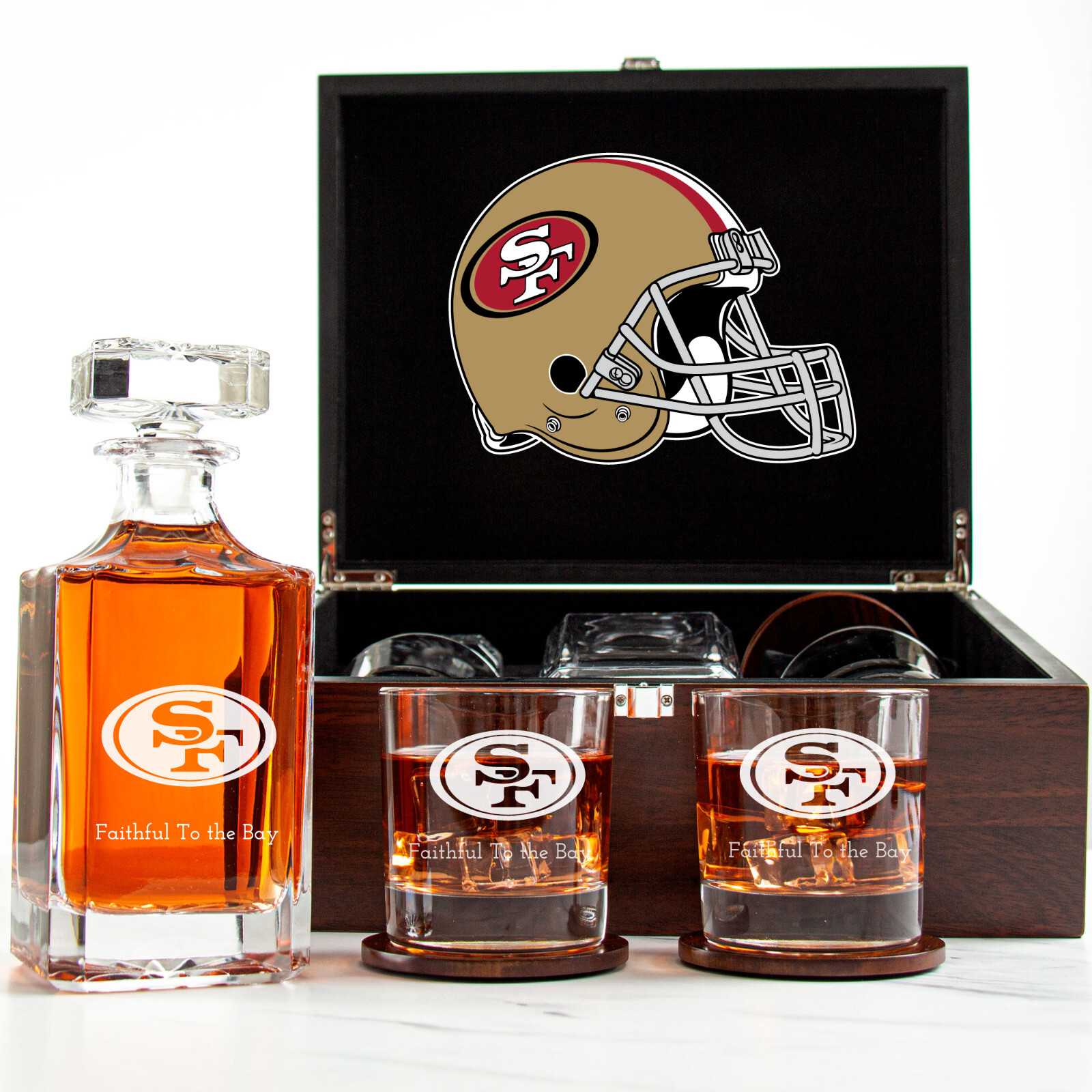 San Francisco 49ers - Engraved Football Whiskey Decanter 2 Glasses In ...