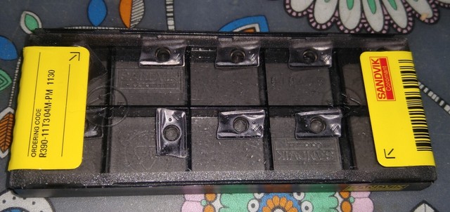 Sandvik R390-11 T3 04M-PM 1130 Coro Mill 390 Insert for Milling Pack of ...