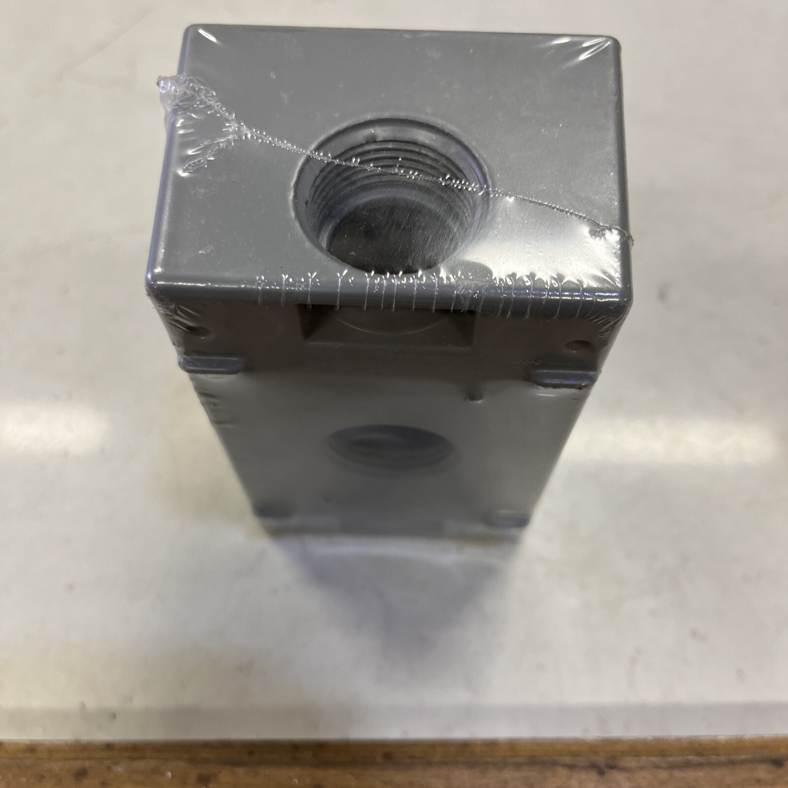 Orbit 1B75-3 Electrical 1-Gang Weatherproof Boxes 3 Outlets 3/4 ...