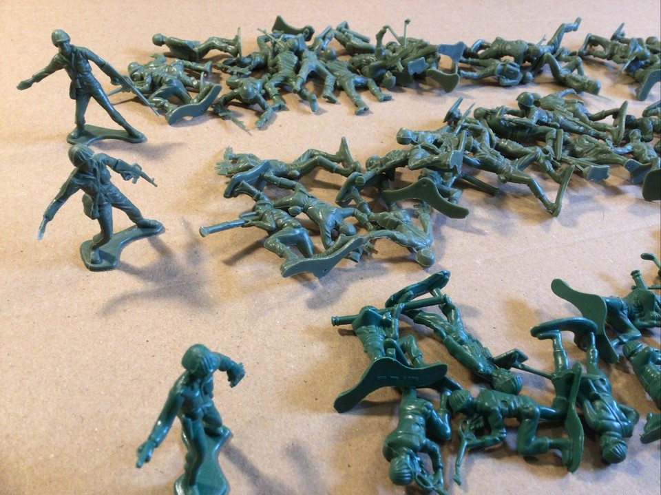 Green Plastic Army Men, 1 Inch, Lot Of 63 Action Figures, 2 Green Hues ...