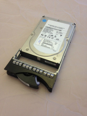 IBM 22R5947 IBM 300Gb, 10k, 3.5" HDD 23R0831 22R5491 22R1559 45W3360 ...