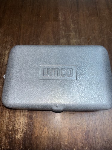 VINTAGE UMCO ALUMINUM 2-SIDED (17 Slots) FISHING TACKLE BOX 8” X 5” | eBay