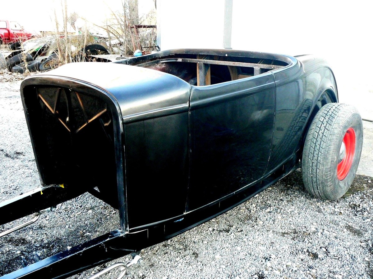 Fiberglass Model A Bodies 1932 Ford 3 Window Coupe – ScottRods