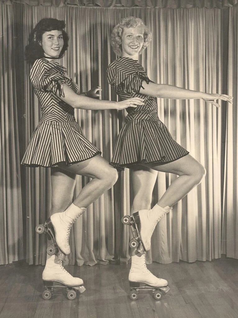 Dancing Roller Skate Show