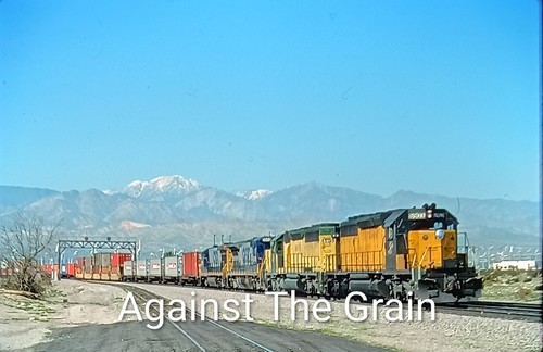 A20 Railroad Slide UP Union Pacific SD70M 6903 Freight Pull Thru Garnet ...