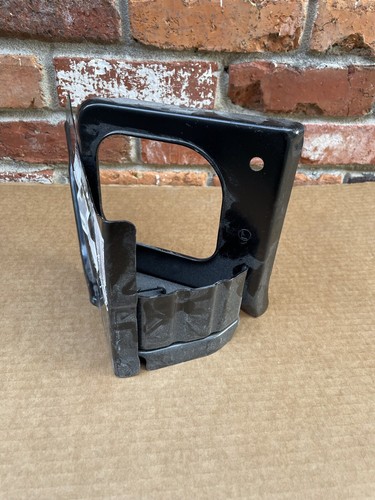Genuine OEM Toyota Lexus 57022-35050 Driver Front Fender Mount Bracket ...