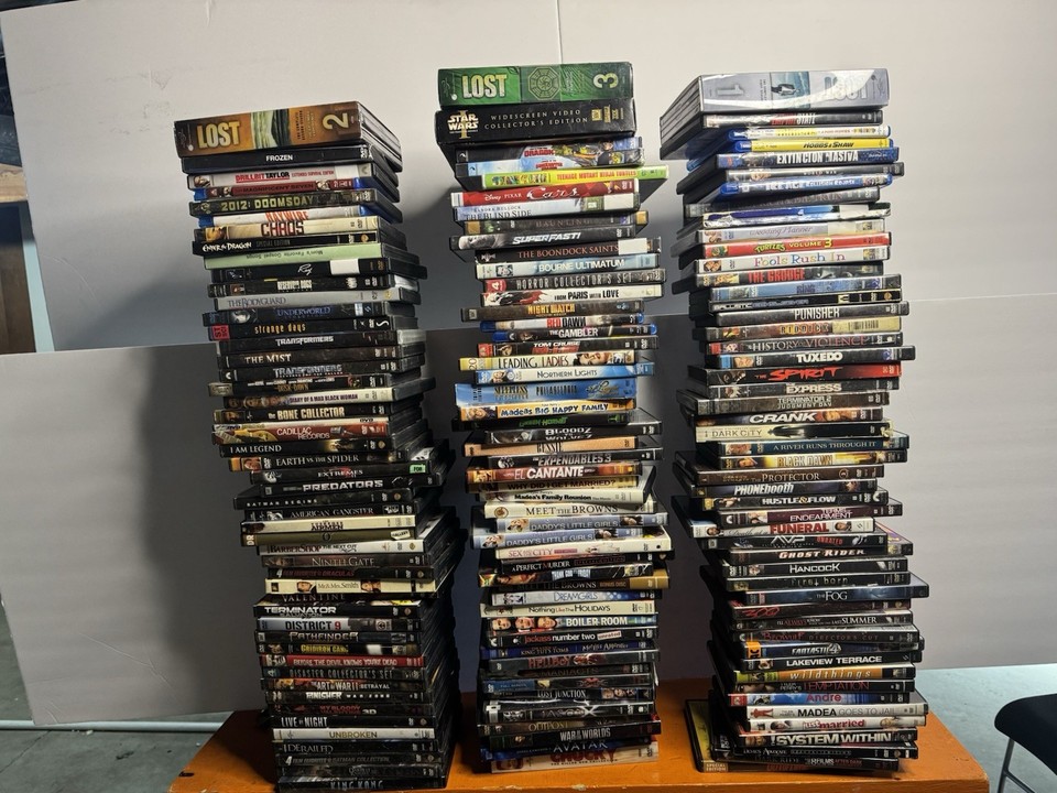 mega wholesale/bulk lot of dvds used assorted. Over 800 DVDs 80s 90s ...