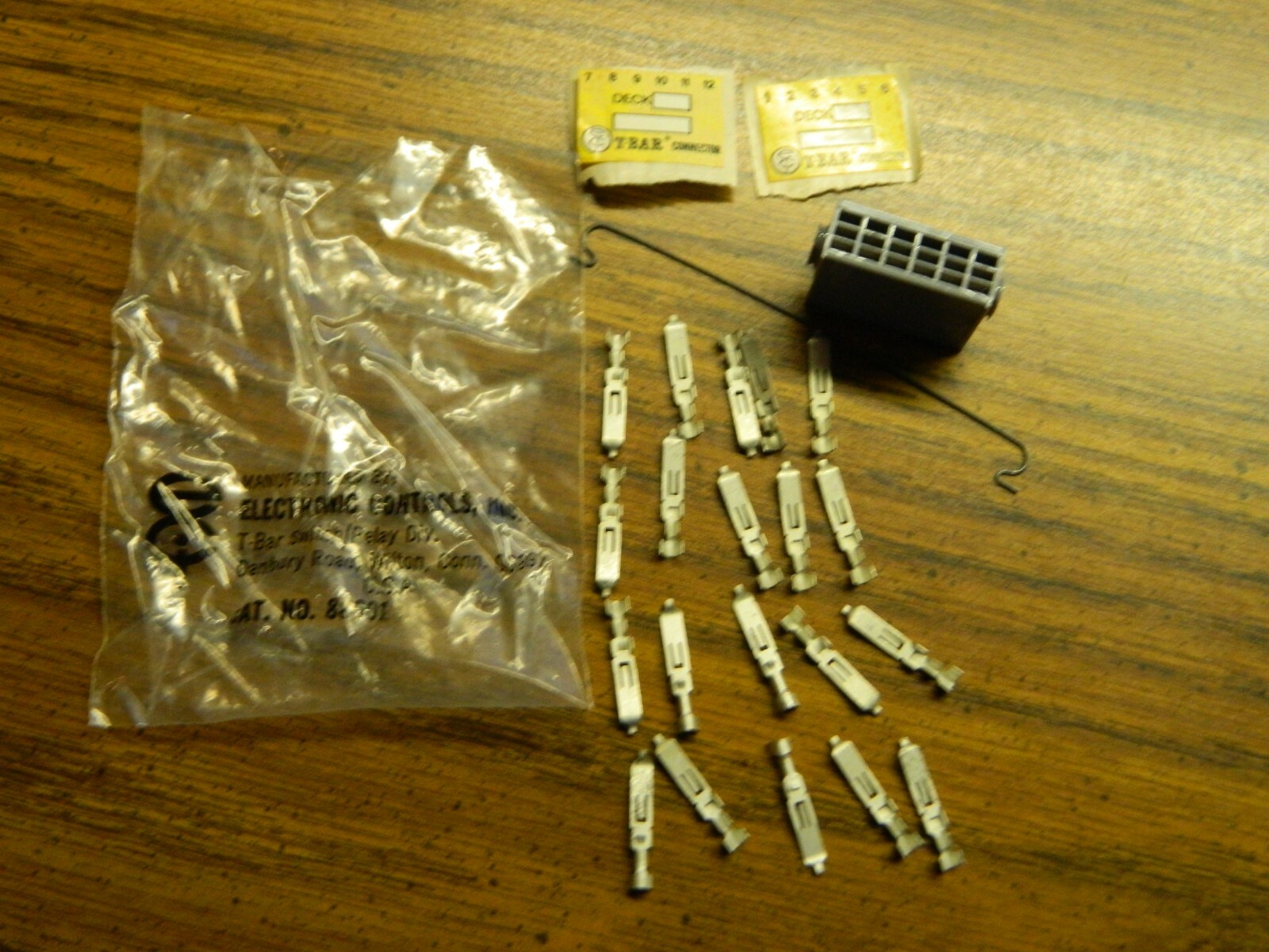 T-Bar Switch/Relay Socket, 18 positions. Cat No. 88601 | eBay