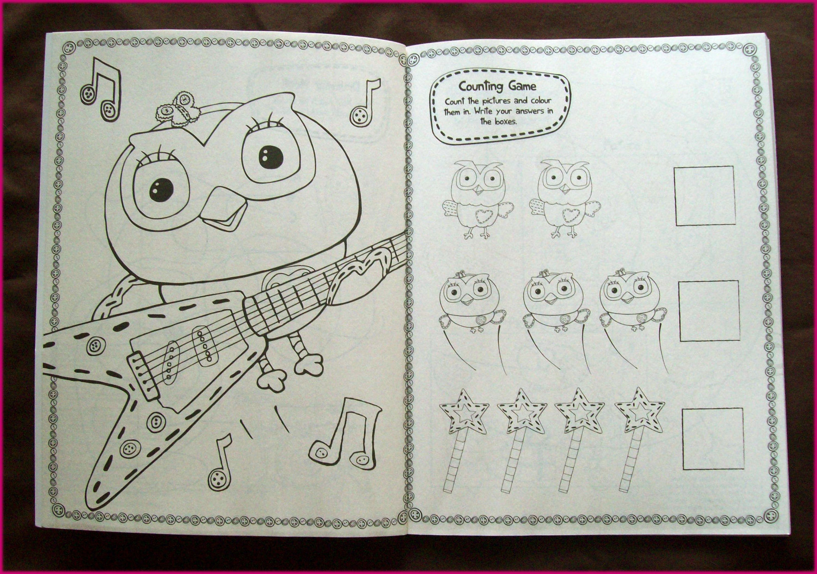 GIGGLE AND HOOT - ACTIVITY & COLOURING IN BOOK - 64 pg Colour in ABC ...
